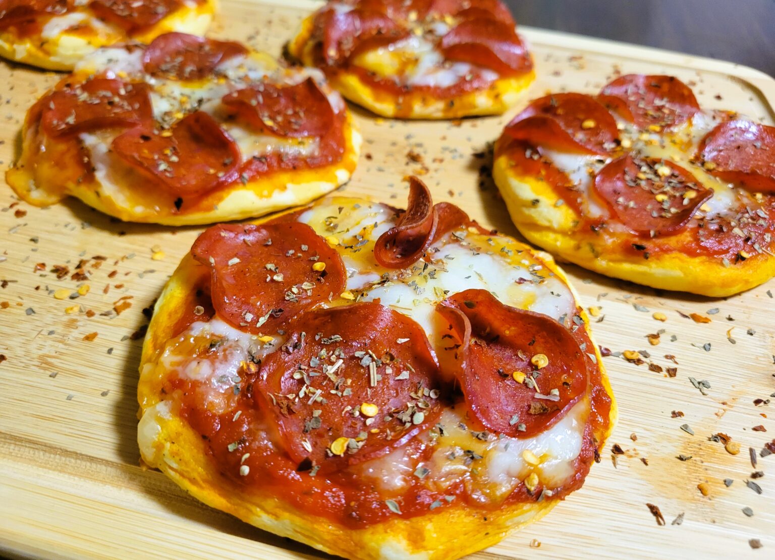 Mini Pizza Biscuits – Fritterings